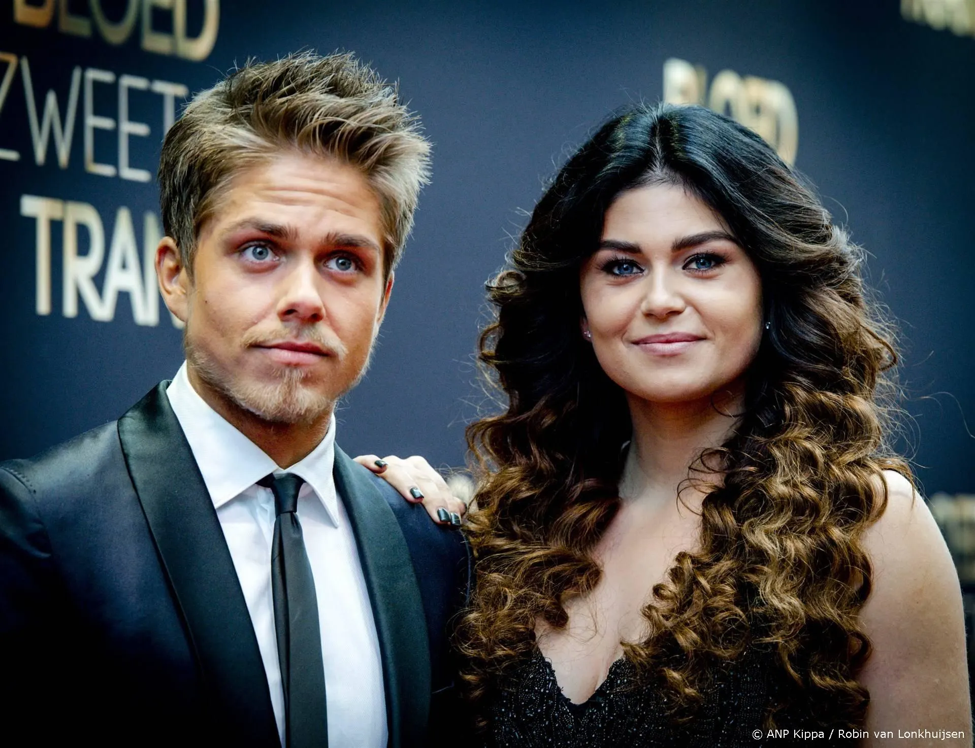 Roxeanne Hazes zet broertje André flink in het zonnetje – Sturm Der Liebe News