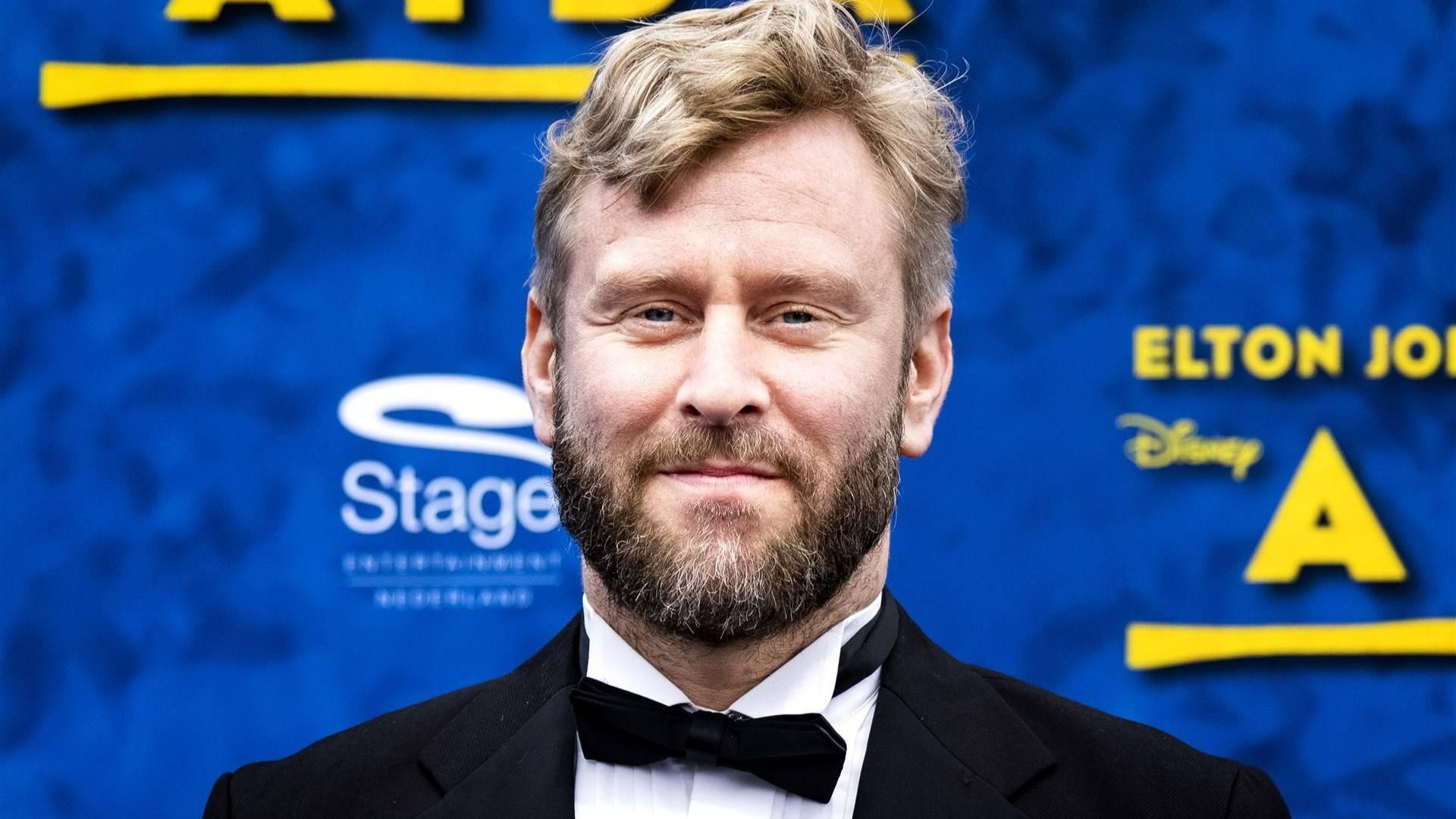 Presentator Tim den Besten bekent schuld: ‘Heel veel spijt’ – Sturm Der ...