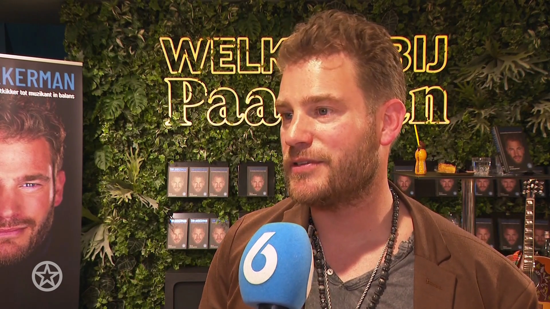 Tim Akkerman reageert op verongelukte broer DI-RECT-zanger Marcel ...